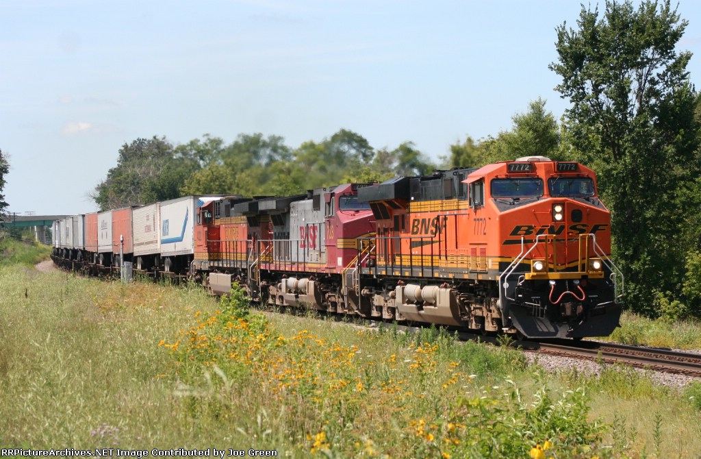 BNSF 7772